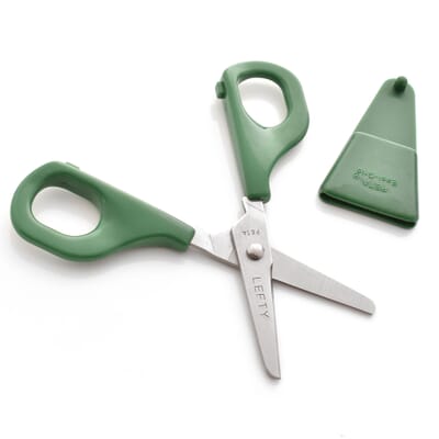 open scissors superstition